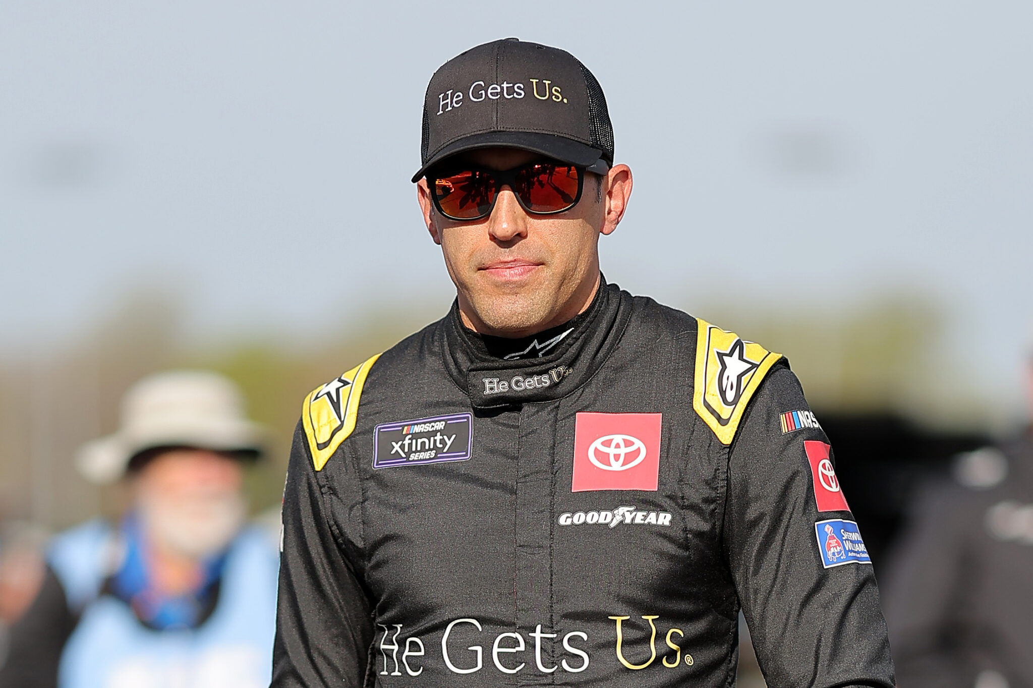 Aric Almirola Returning to Joe Gibbs Racing in 2025 - The Daily Downforce