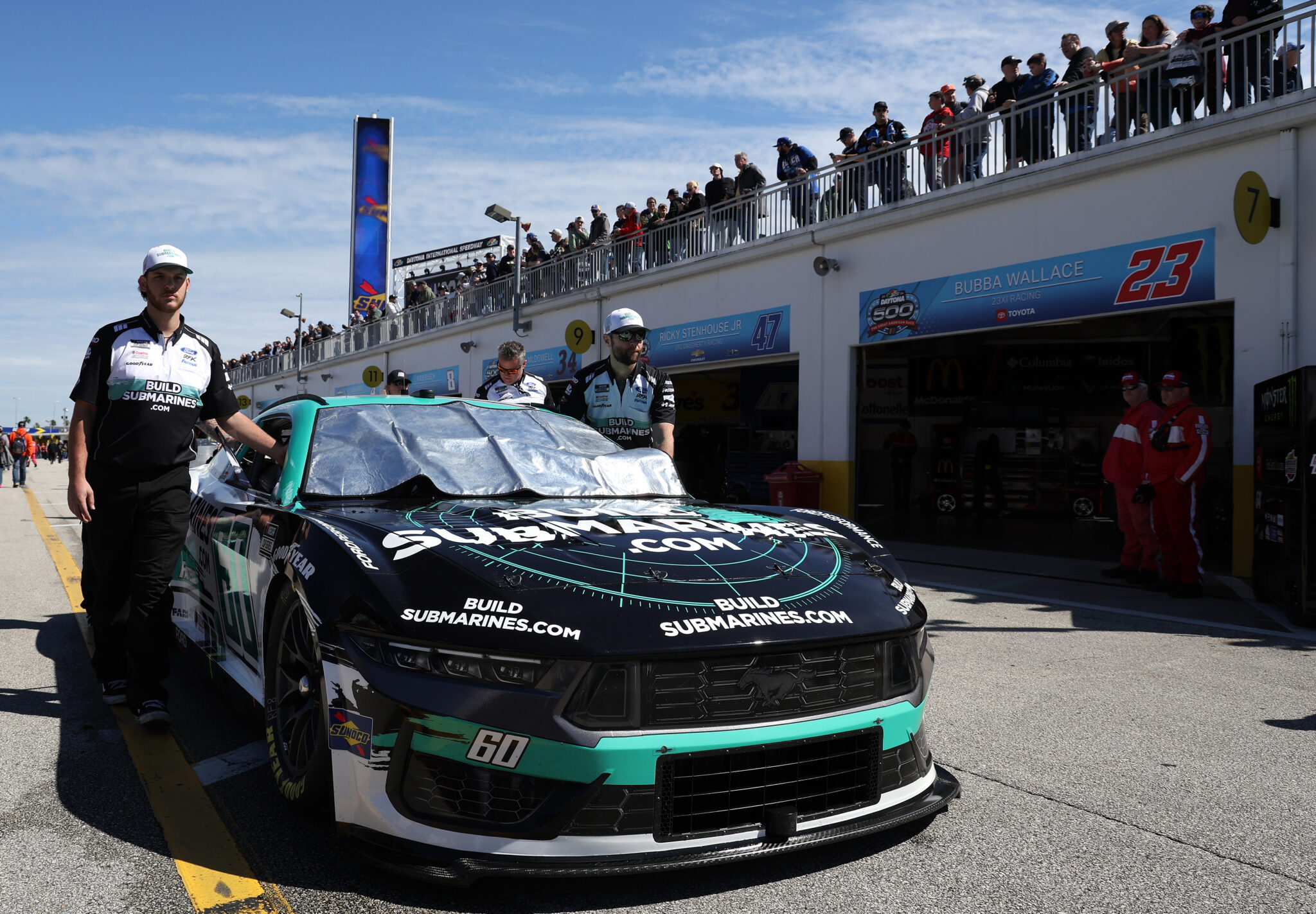 How to Live Stream NASCAR Cup Series Practice and Qualifying in 2025 ...