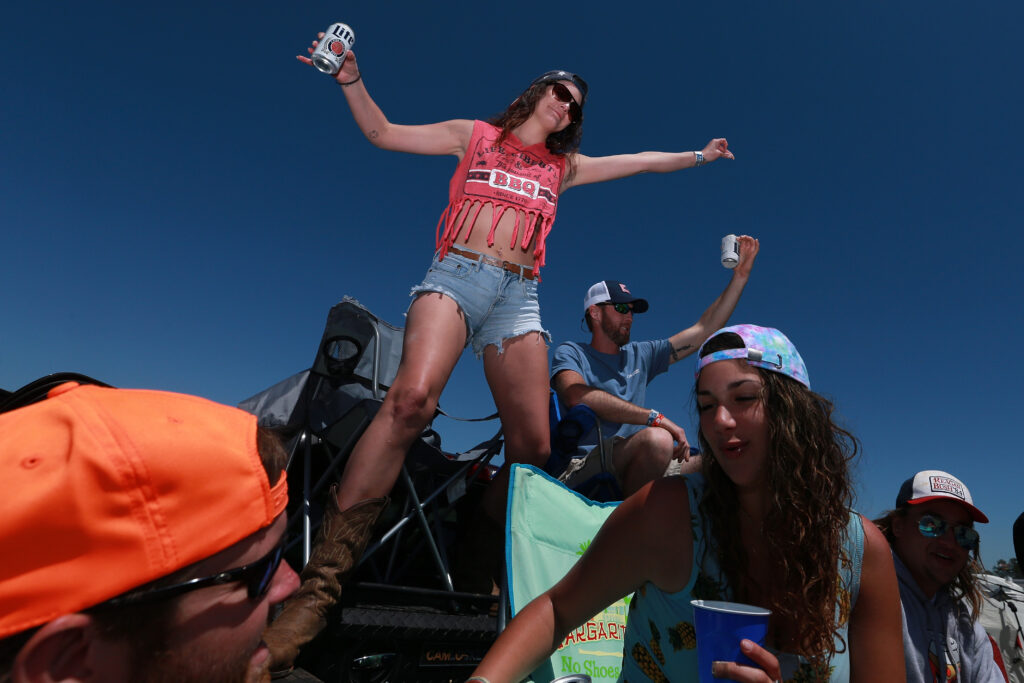 Pro-Tips for Packing Your Cooler for A NASCAR Race – The Daily Downforce